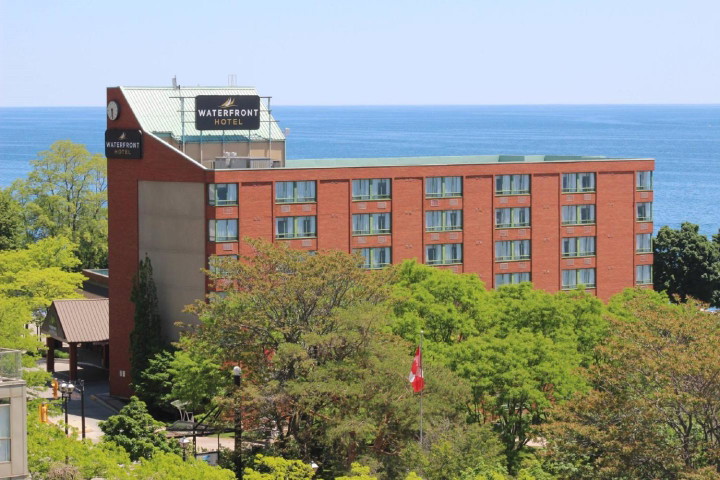Waterfront Hotel Downtown Burlington - Hamilton