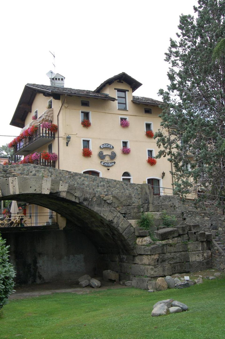 Hotel Cecchin - Aosta