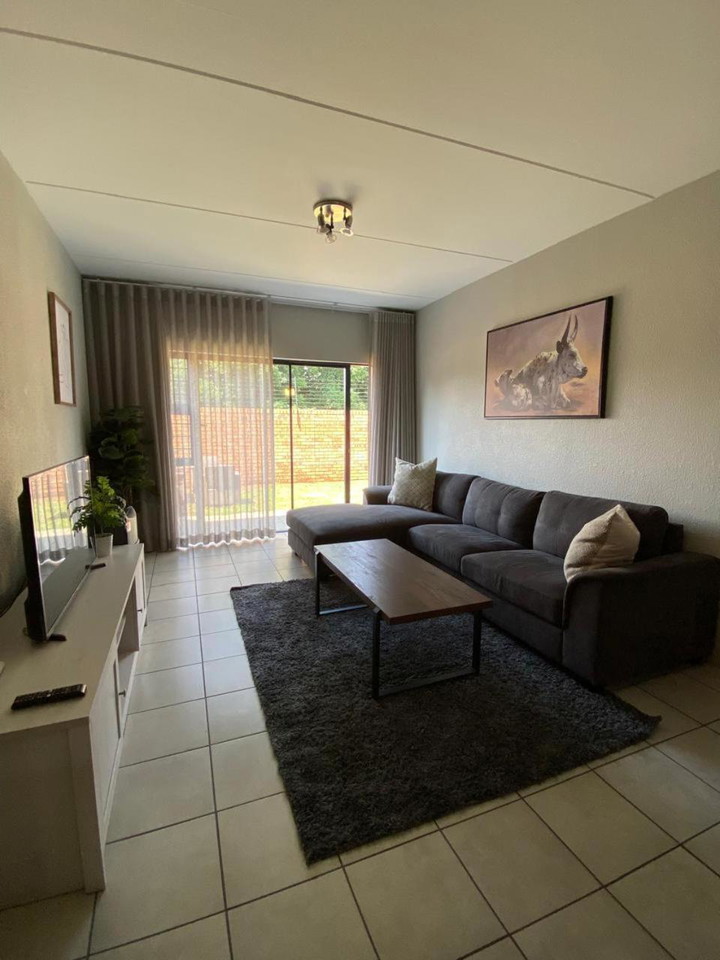 Yanaz Place - Germiston