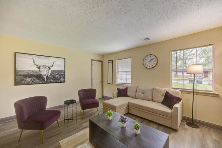 Indoor Fireplace With Patio And Pool Table - Beaumont, TX