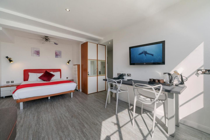 Finest Retreats - Roland House - Deluxe Studio C - Chelsea