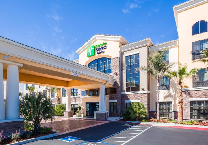 Holiday Inn Express & Suites Eureka By Ihg - Eureka