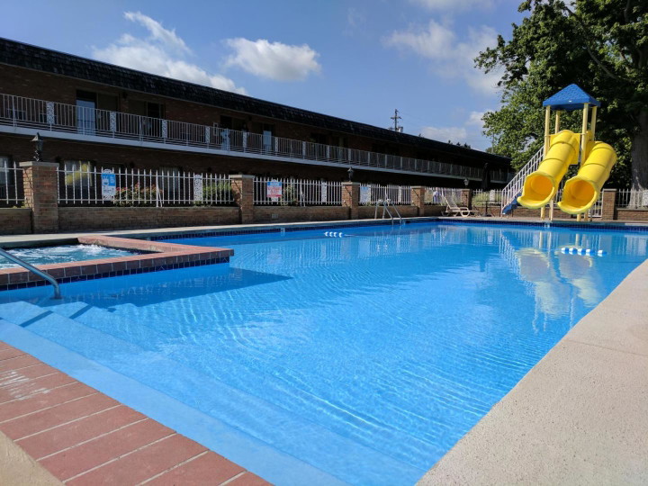 South Shore Inn - Sandusky, OH