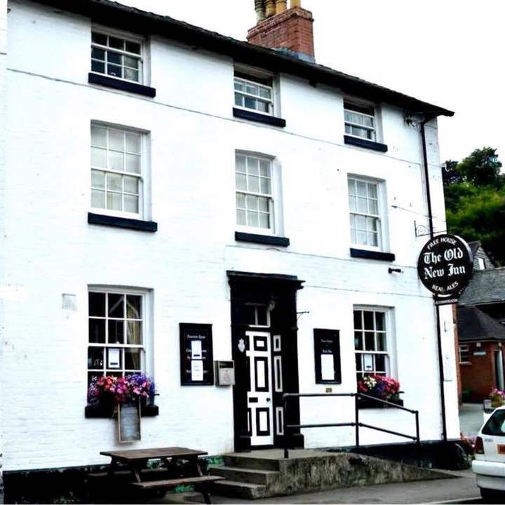 Old New Inn, Llanfyllin - Shropshire