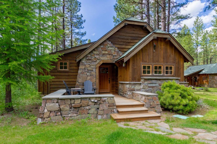 Lake Creek Lodge - Oregon