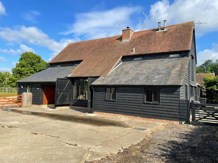 Kings Barn - English Countryside Retreat - Saffron Walden