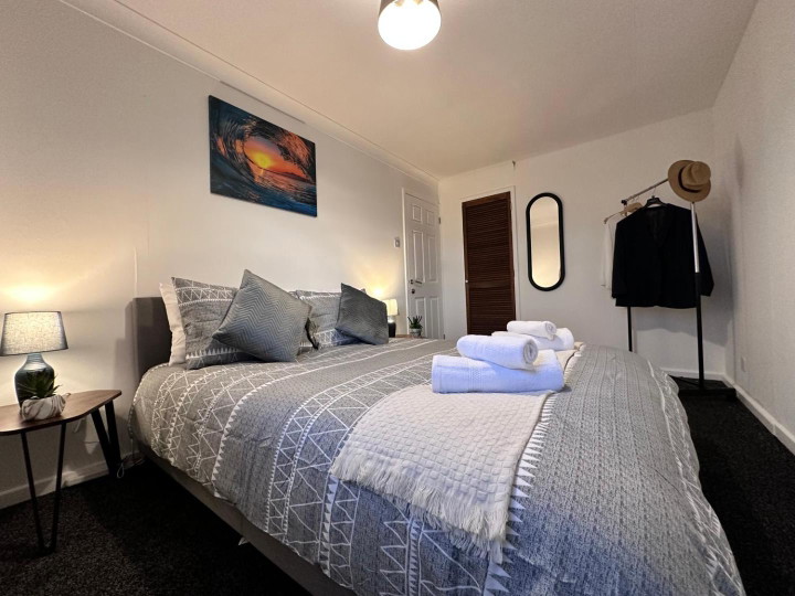 Detached 3-bedroom Home Close To City, A38, A52 & Royal Derby Hospital With Parking - Derby