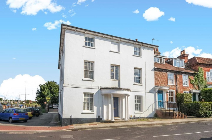 Dolphin House, Emsworth - Emsworth