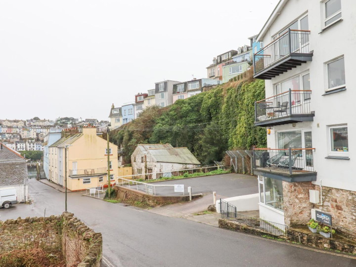 3 Dolphin Court - Brixham