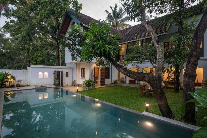 Stayvista's Shalom Villa - 4bhk With Near Mararikulam Railway Station & Private Pool - Alappuzha