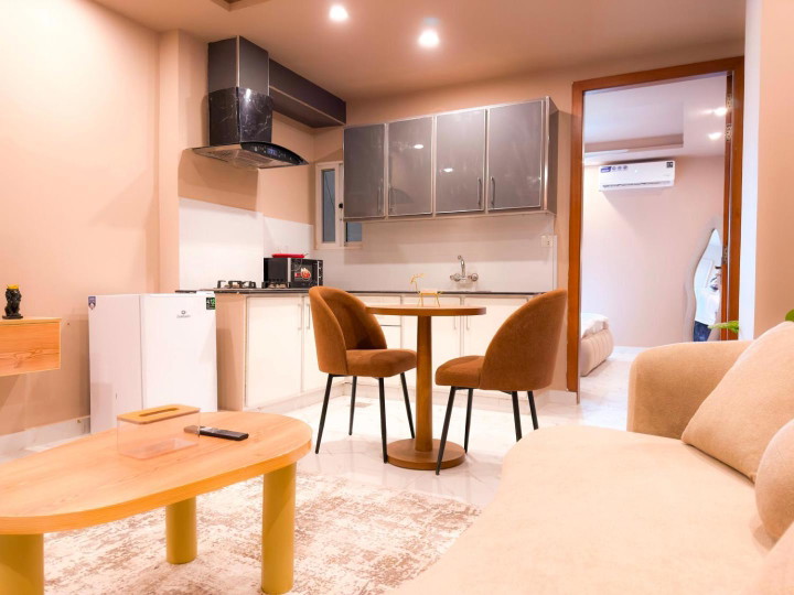 1 Bhk Cloud View Apartment For Families With Ups Backup, Free Netflix & Balcony View - Pakistan