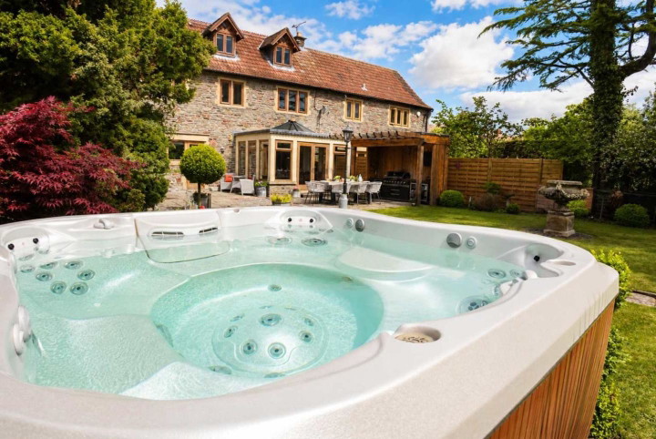 Large Luxurious & Picturesque Countryside House - Bristol