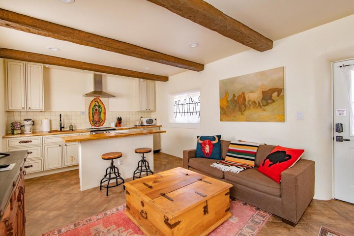 Historic Adobe Casita Downtown Specious 620 Sq Ft, King Bed And Patio - Santa Fe, NM