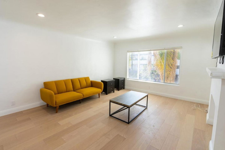 The Citiview Penthouse In West Hollywood - West Hollywood, CA