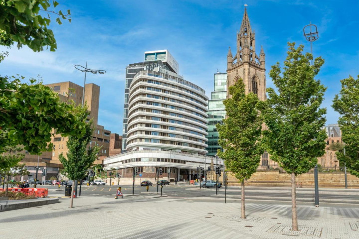 Atlantic Tower Liverpool City Center By Dancenter - Liverpool