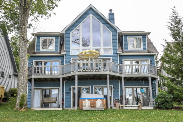 At Lakes Edge - Maryland