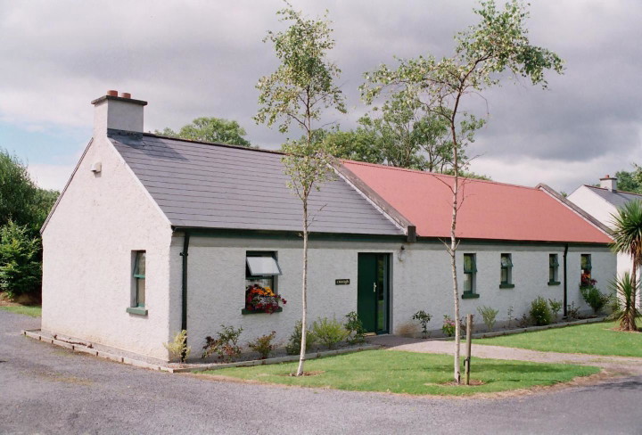 Lough Lannagh Self Catering Cottages - Ireland