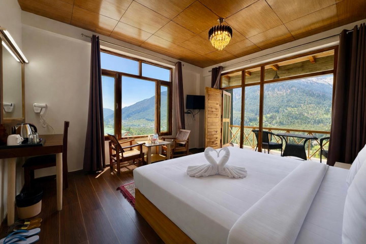 Hotel Naina Rockland , Manali - Manali