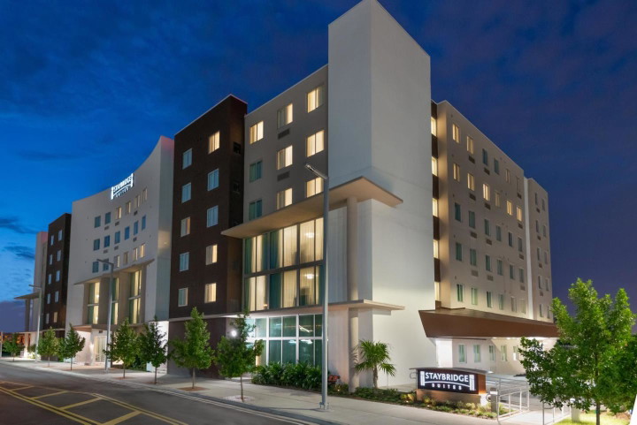 Staybridge Suites - Miami International Airport By Ihg - Miami Springs, FL