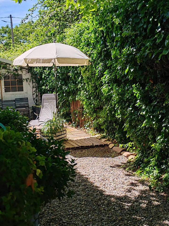Le Petit Jardin ... - Fontaine-de-Vaucluse