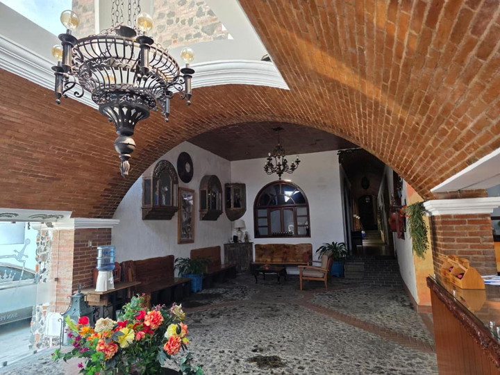 La Capitanía De San Pedro - Guatemala