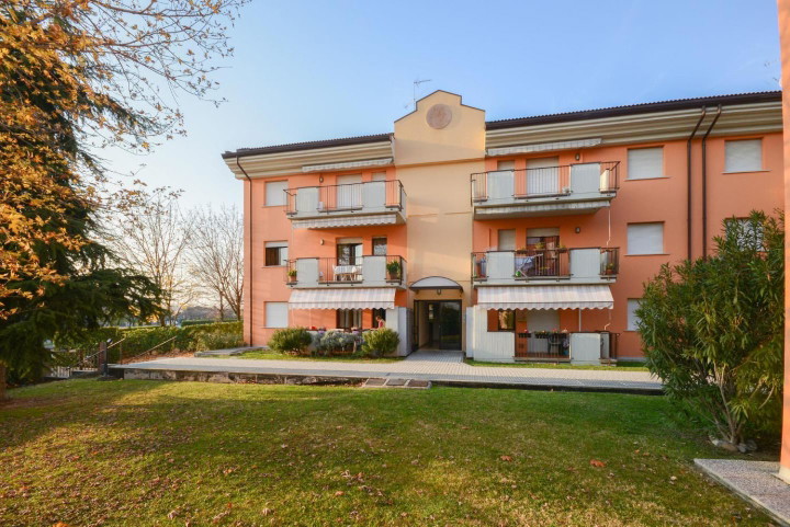 Casa Vacanze Con Ampia Piscina"lago E Terme" - Sirmione