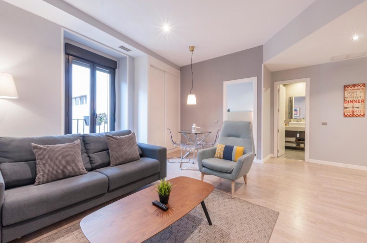 Arenal Suites Puerta Del Sol - Getafe