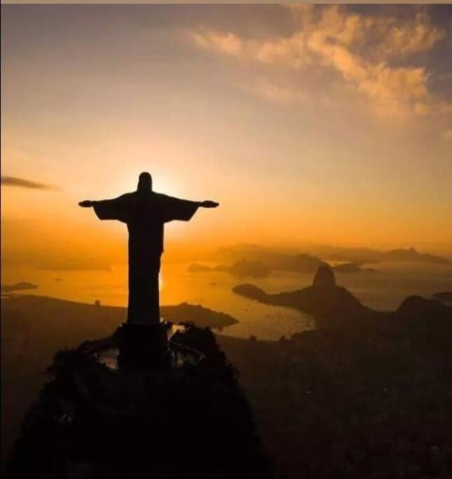 Apto Confortável Copacabana Mínimo 2 Dias Antecedência Para Reservas - Rio de Janeiro