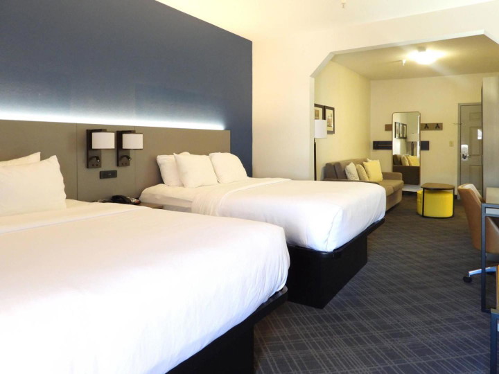 Comfort Suites Crossville - Fairfield Glade, TN