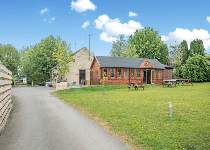 Longnor Wood Holiday Park - Peak District