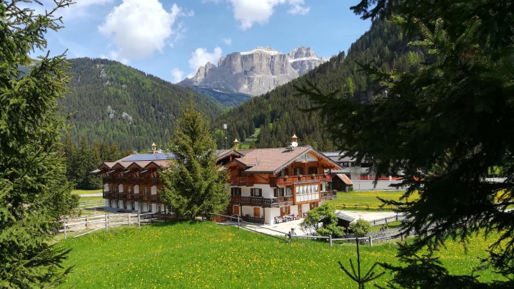 Appartamenti Agriturismo Cèsa Ciasates - Alta Badia