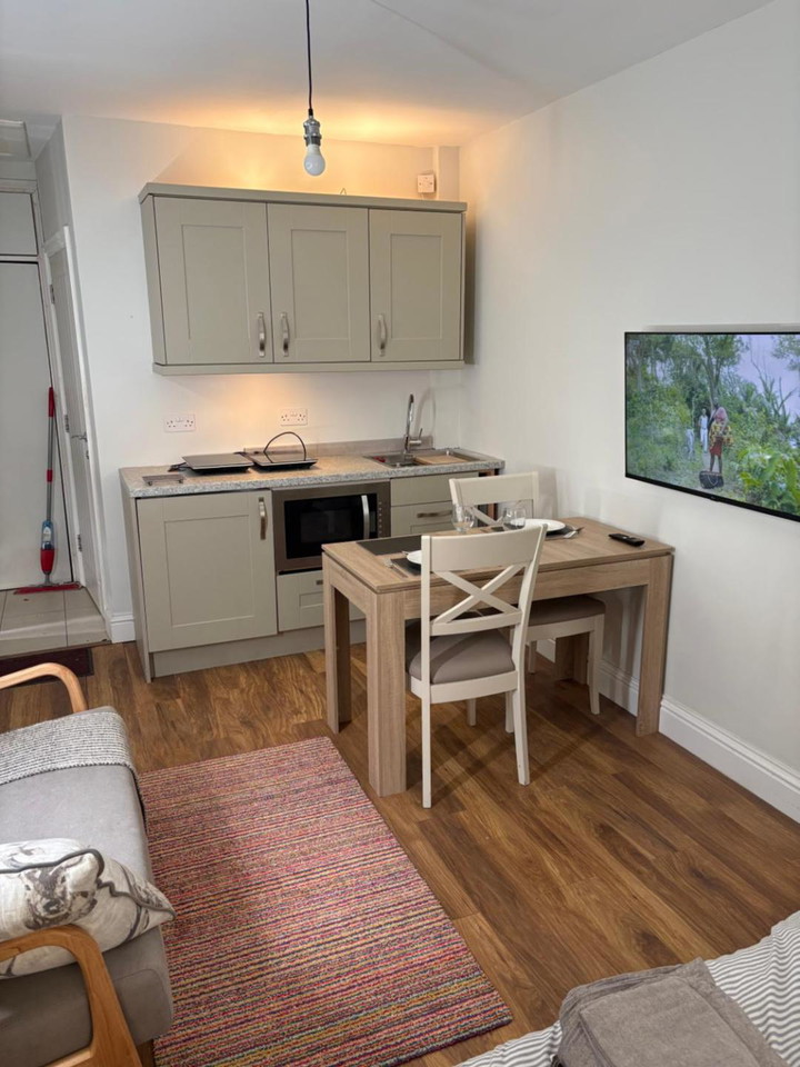 Studio Flat 4-stops Wembley Near To Tube And Public Transport - Harrow