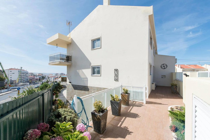 View Camelias House By Sixtyfive Boutique Home - Ericeira