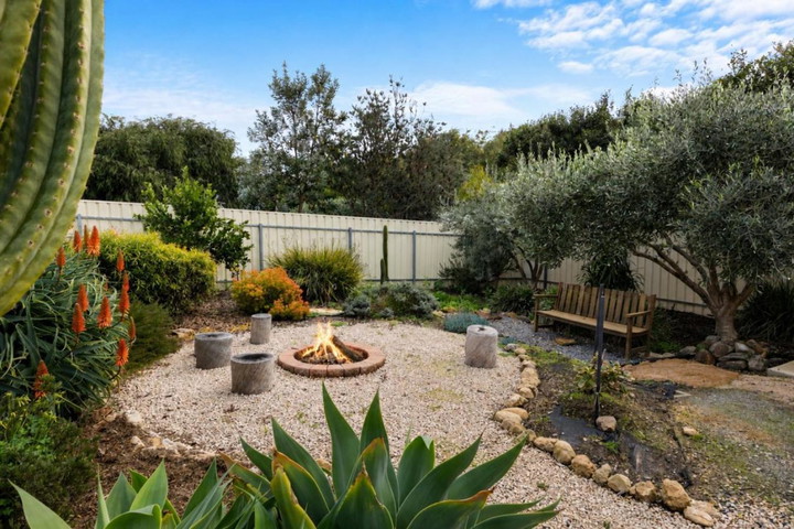 Sand Castle House - Fire Pit Beach Escape - Goolwa