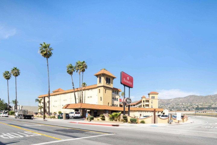 Ramada By Wyndham Burbank Airport - Los Angeles