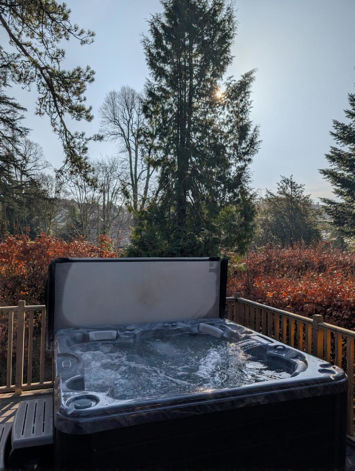 Hot Tub 3 Bed Lodge - Fallbarrow - Lake Windermere - Windermere