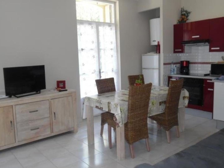 Charmant F2 Avec Balcon Et Parking, Proche Cure Et Centre-ville – Amélie-les-bains - Amélie-les-Bains-Palalda