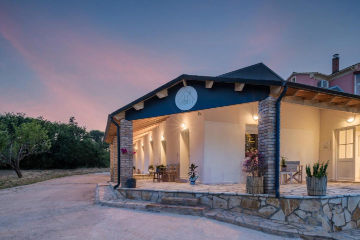 Mustbe Cfu Studios - Corfu