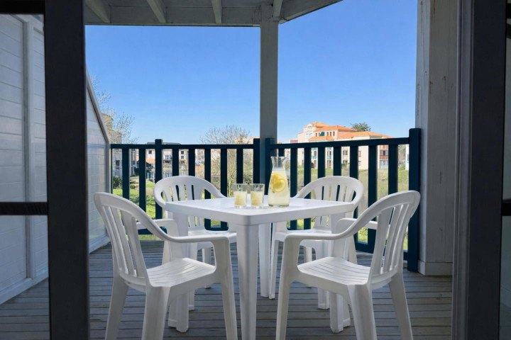 Appartement Vue Sur Le Lac De Port Bourgenay - 4 Personnes - Talmont-Saint-Hilaire
