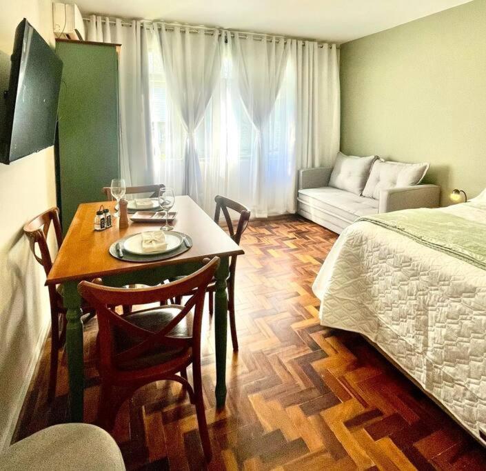 Loft Aconchegante No Menino Deus - Porto Alegre