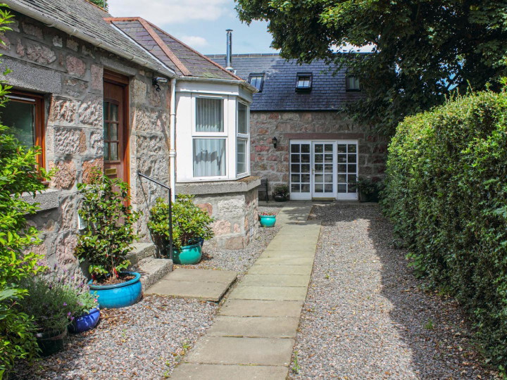 Cottage Aux Pins - Uk45925 - Ballater