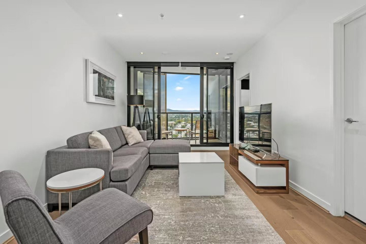 Stunning City View W Infinity Pool, Gym & Balcony - The University of Queensland