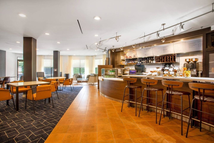 Courtyard By Marriott Orlando Altamonte Springs Maitland - Apopka, FL