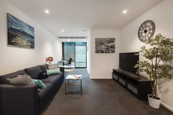 Peaceful Urban Living In The Heart Of The Action - Melbourne