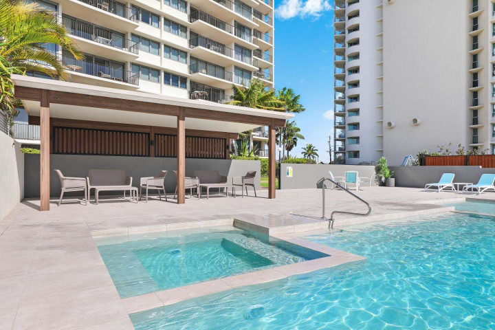 Majorca Isle Beachside Resort - Maroochydore