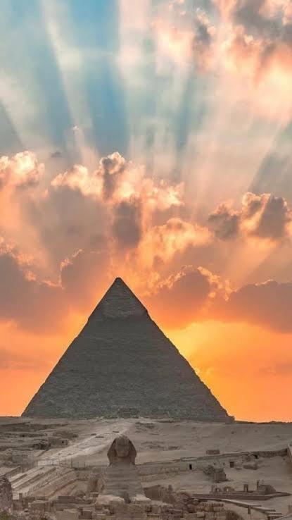 Regal Pyramids View - Guiza