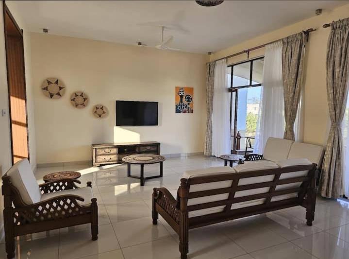 Retro Boutique Hotel - Diani Beach