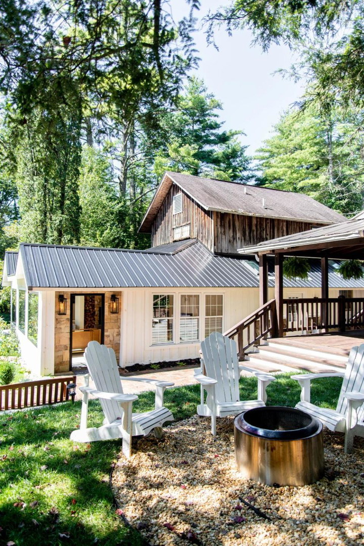 Outpost Inn - Highlands, NC
