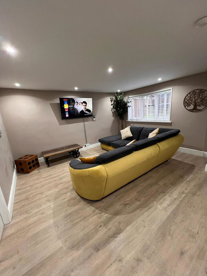Premier Inn Mattresses Sky Sports & Netflix- Sleeps 6 - Piccadilly Station - Manchester