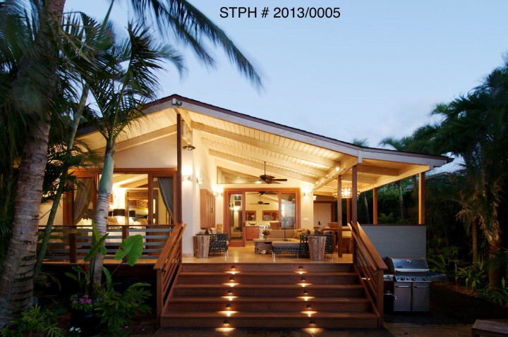 Paia Inn - Paia, HI